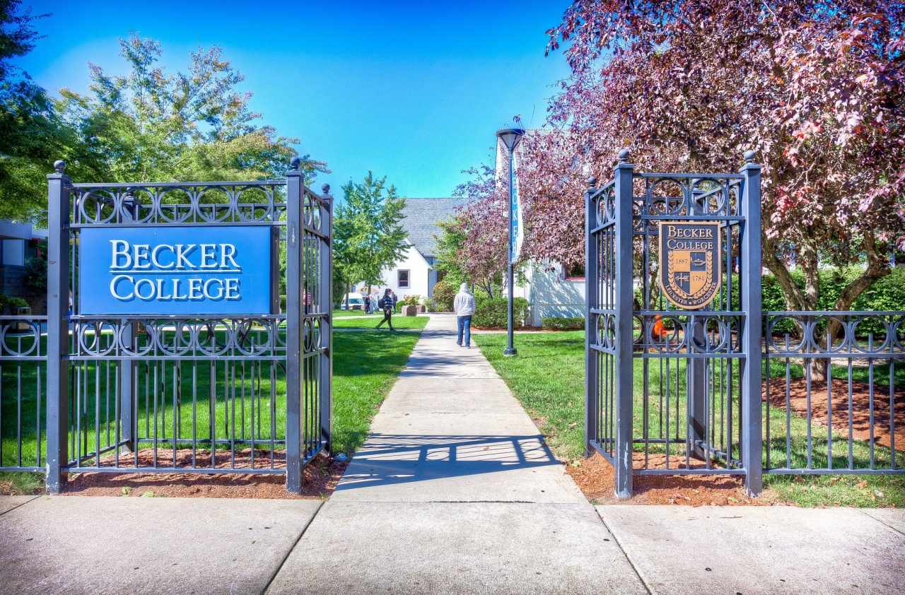 Becker College Tawarkan Pendidikan Esports Management - Gamebrott.com