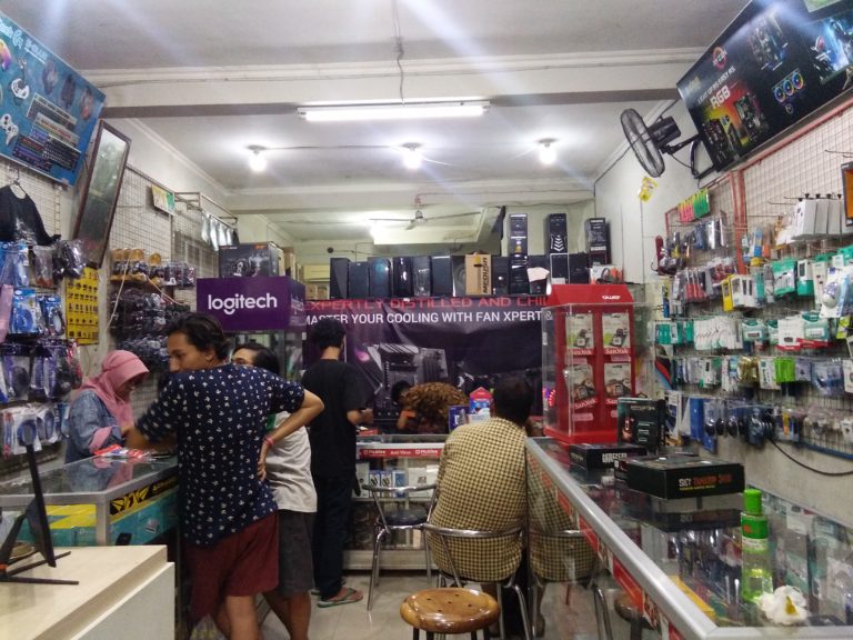 7 Rekomendasi Toko Komputer Paling Lengkap di Yogyakarta - Gamebrott.com