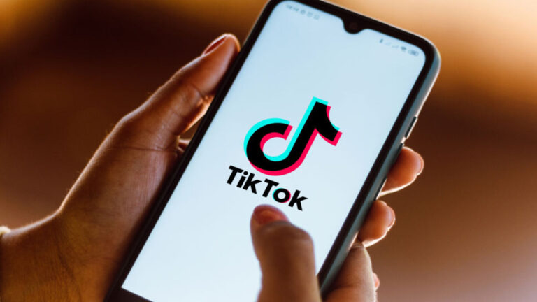 100 Daftar Hashtag TikTok FYP Paling Viral dan Bisa Bikin Kalian Auto Trending!