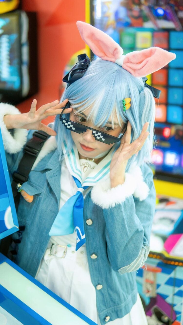 Sebuah Artikel Tentang Cosplay VTuber Usada Pekora yang Ucul-peko ...