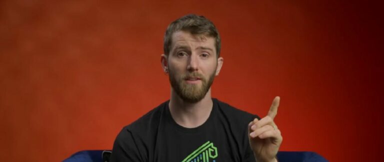Linus Sebastian Selaku CEO Linus Tech Tips Mundur dari Jabatannya, Ini ...