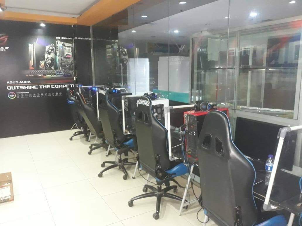 Kenapa Warnet Banyak yang Tutup dan Tidak Ramai seperti Dulu?