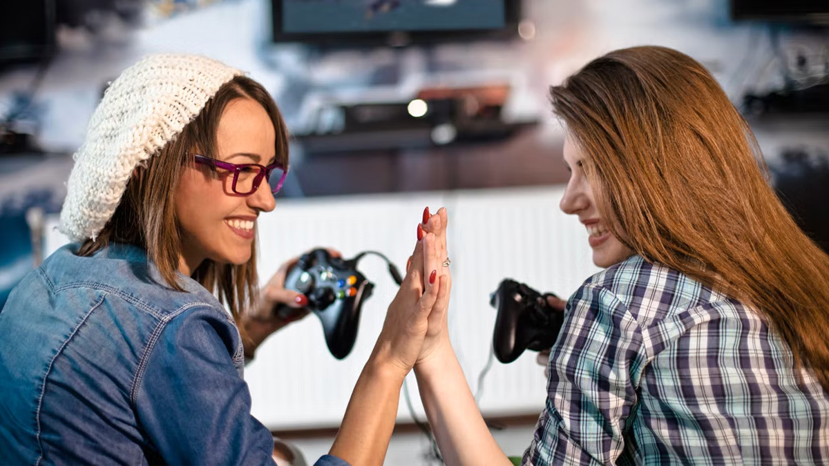 10 Hal yang Biasa Dilakukan Gamer Cewek Ketika Bermain Video Game ...