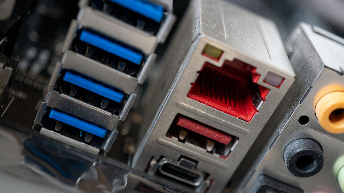 Kenapa Port USB Punya Banyak Warna dan Apa Alasannya?