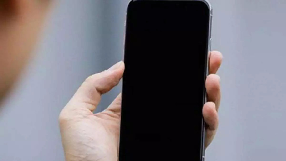 Tak Perlu Service! Inilah Cara Menghidupkan HP Android Jika Tombol ...