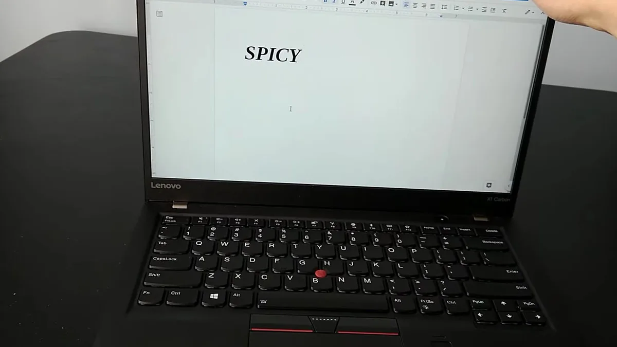 Modifikasi Laptop Unik, Kamu Bisa Buat Kode Morse dengan Buka Tutup ...