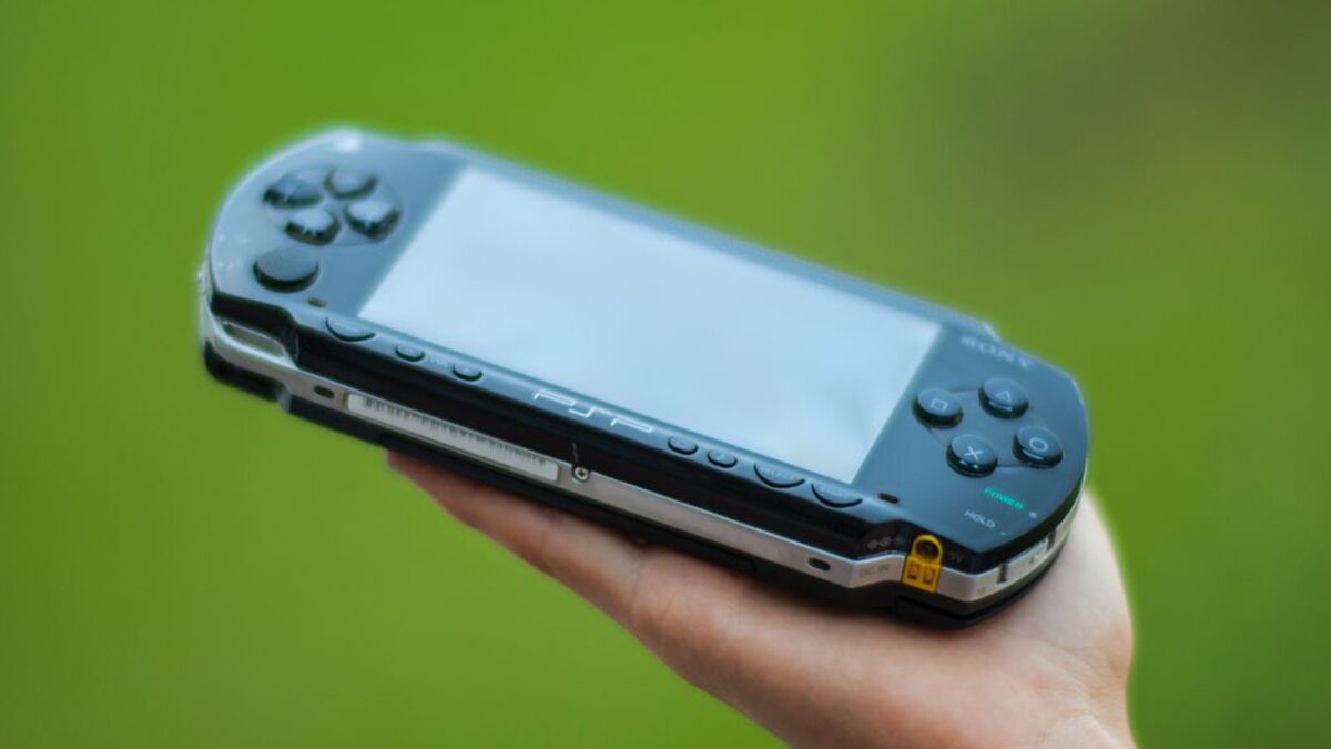 [Rumor] Sony Mau Rilis PSP Baru Demi Saingi Switch?